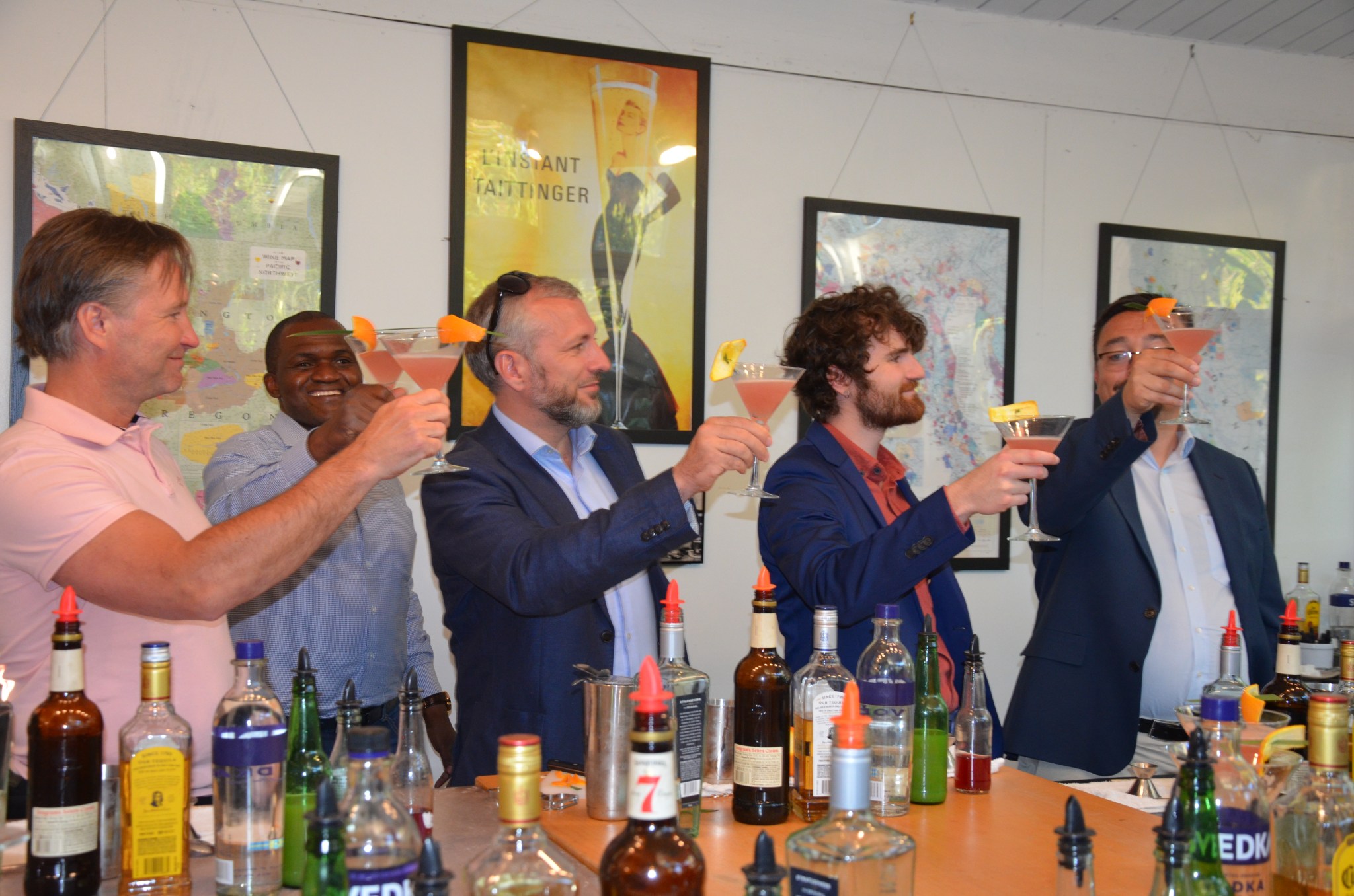 In-Person and Virtual Mixology Team Building – Cocktail Mixology Class ...